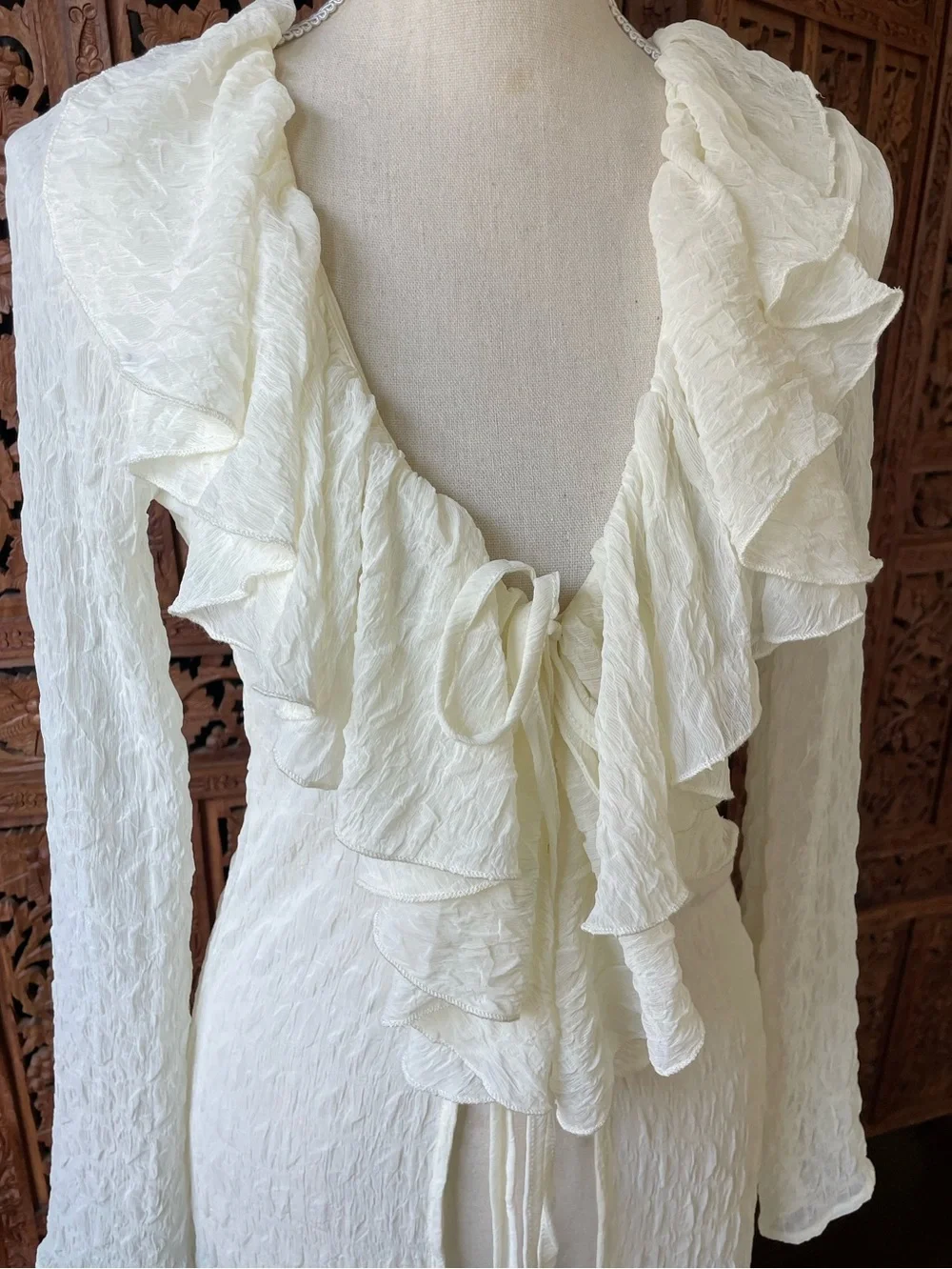 Hesperus | Tops | Hesperus White Textured Ruffle Duster | Poshmark